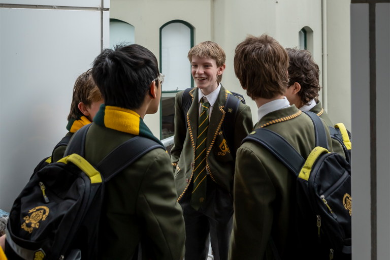 Apply - Trinity Grammar School